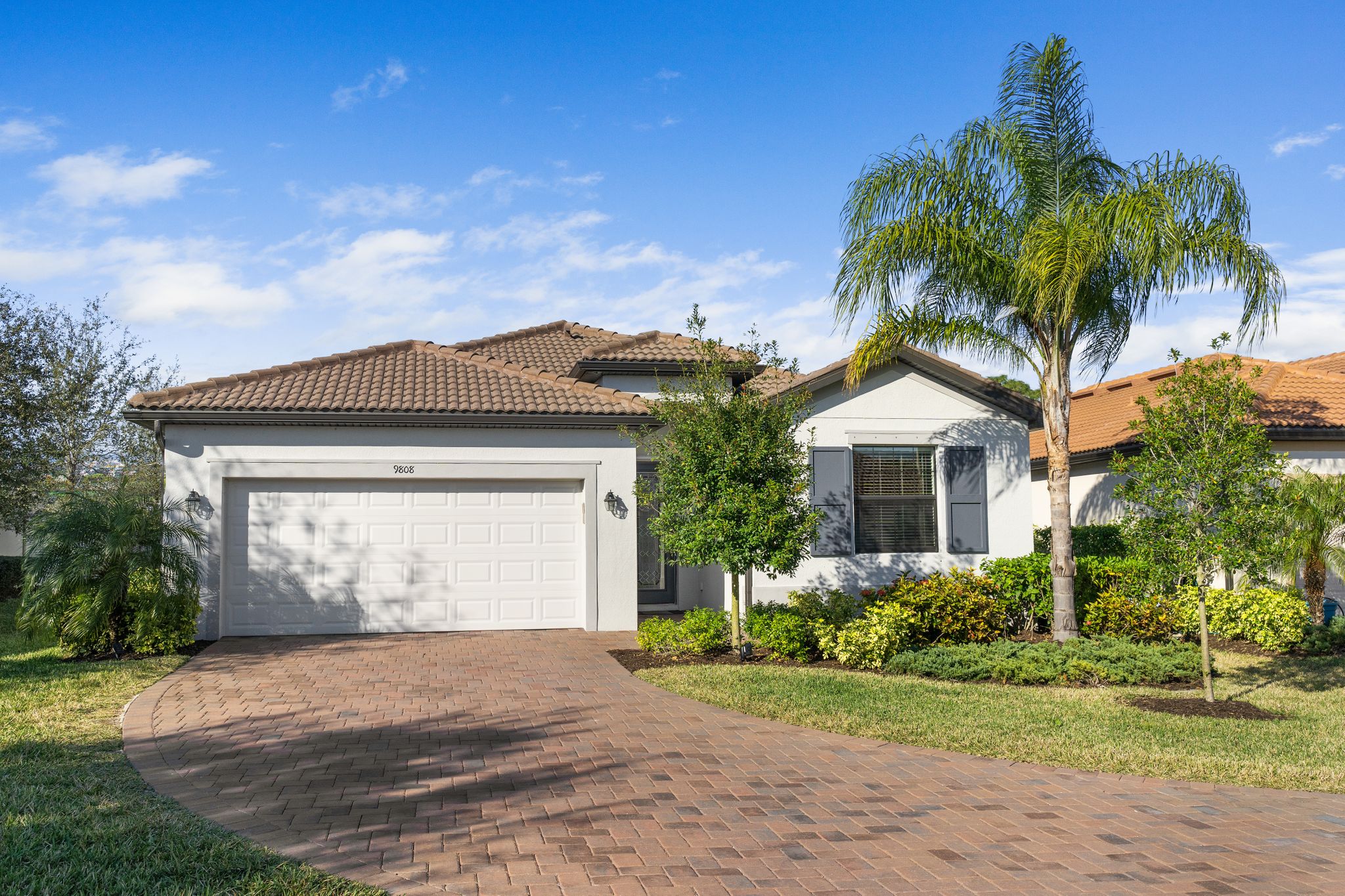 9808 Wingood Dr by Legacy Imagery