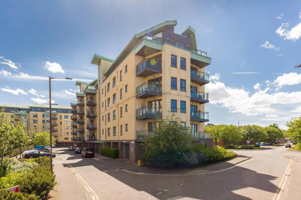 1/23 Portland Row | Rettie