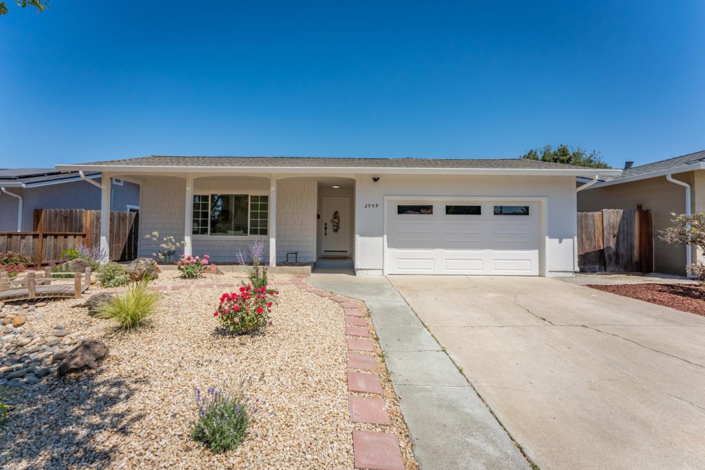2959 Fallwood Ln | Leticia Panuco | DRE #01506811