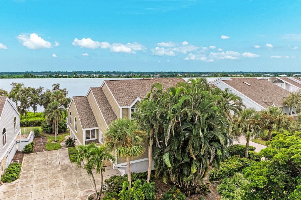 79 Tidy Island Blvd, Bradenton, FL