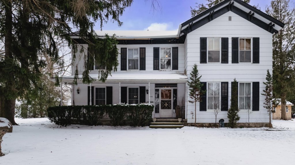 136 Huron St | Rick Lobb | Jeff Bauer | Kathy Dawson