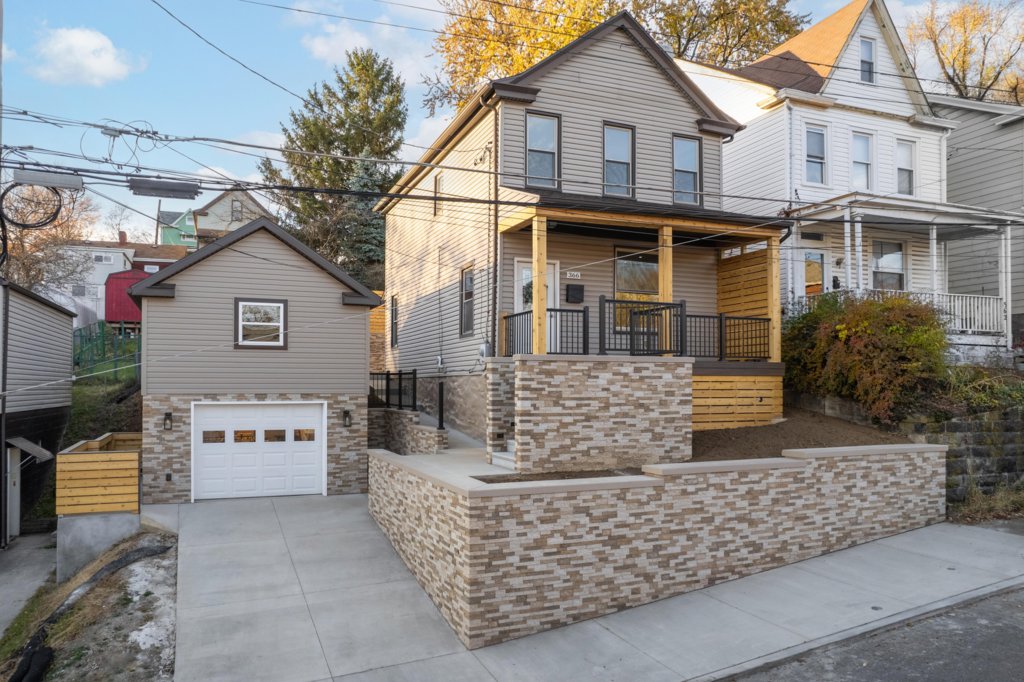 366 Republic St | Michael DiFiore | Howard Hanna