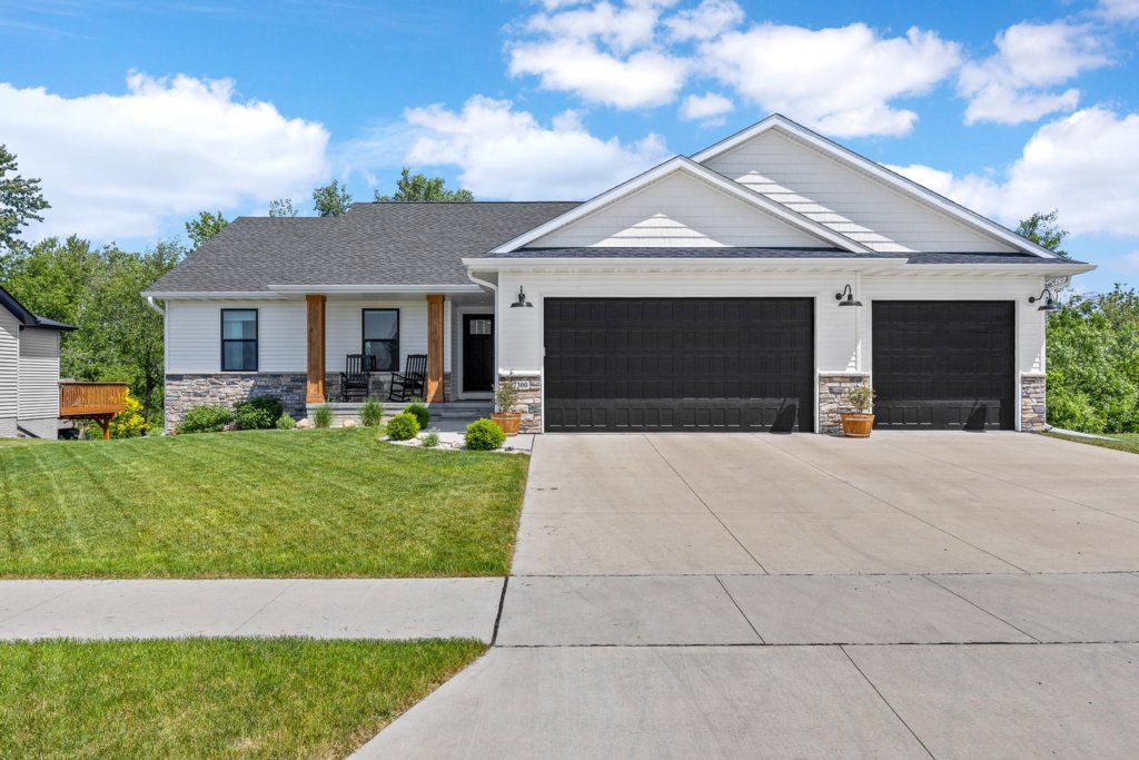 7300 Country Ridge Dr NW | Brent Votroubek | Skogman Realty