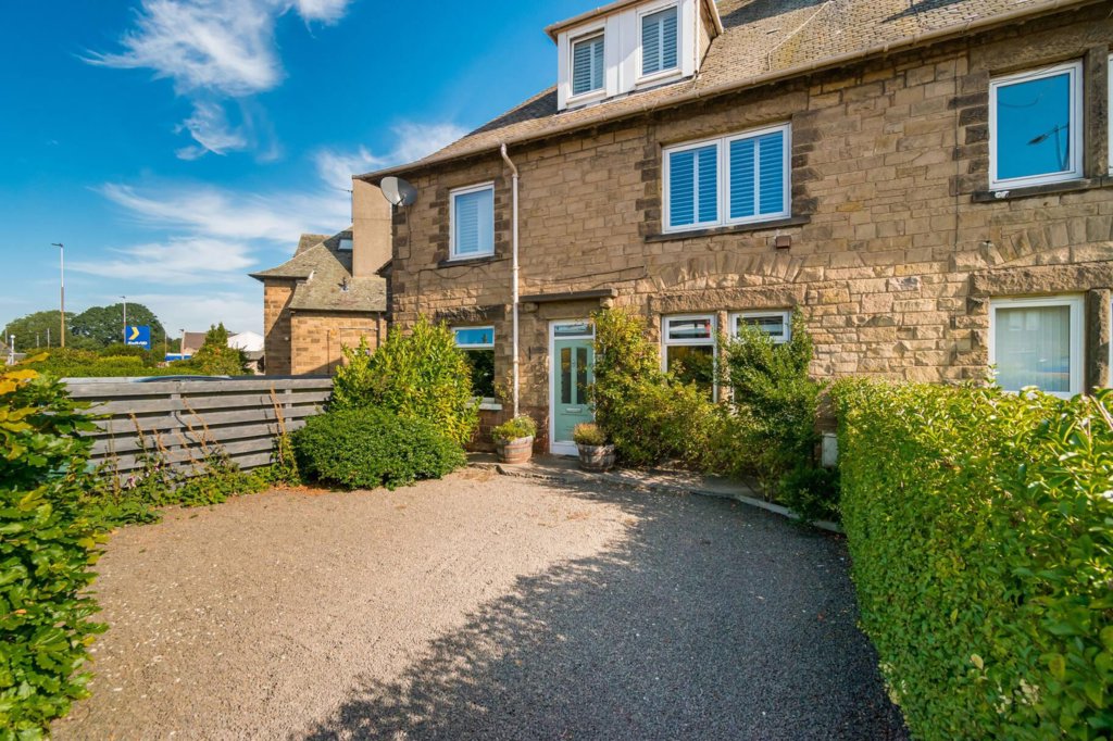 19 Chesser Avenue | Jamie Sole | Blair Cadell