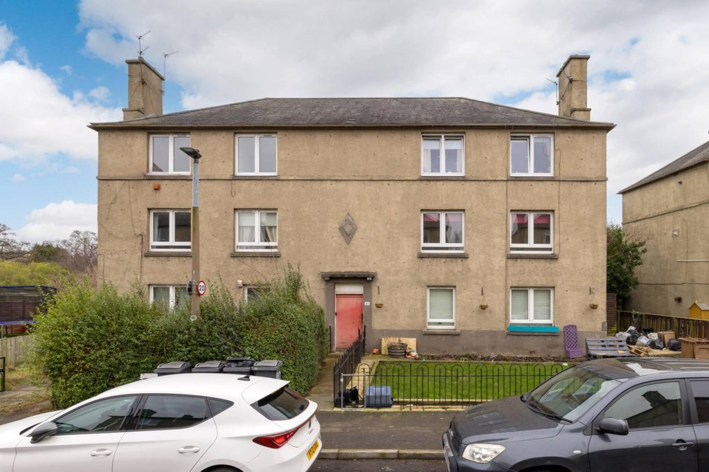 40/4 Hutchison Avenue | Jamie Sole | Blair Cadell