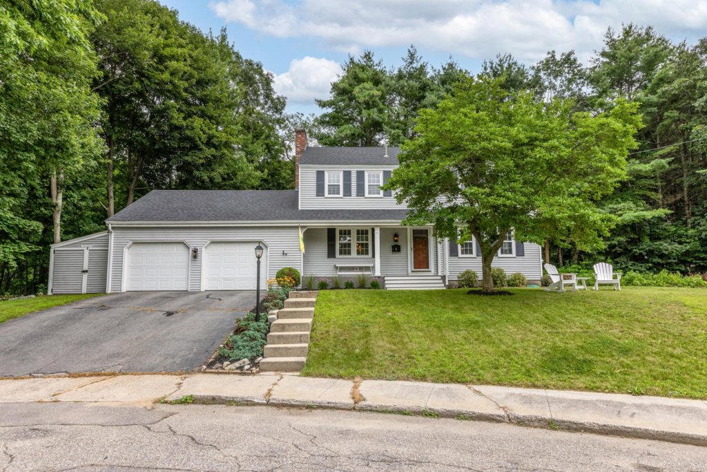 6 Applewood Circle, South Portland | Randy Ferrell | Taylor McFarlane