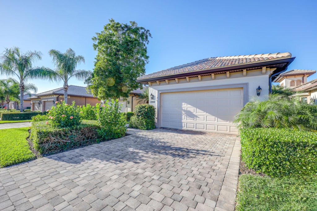 7393 Moorgate Point Way | Zachary Dreier | Premier Sotheby's ...