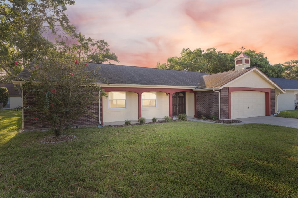 12202 Longstrap Ln | Heidi Bleil