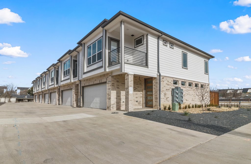 Photos, Map by Reality 360 Imaging