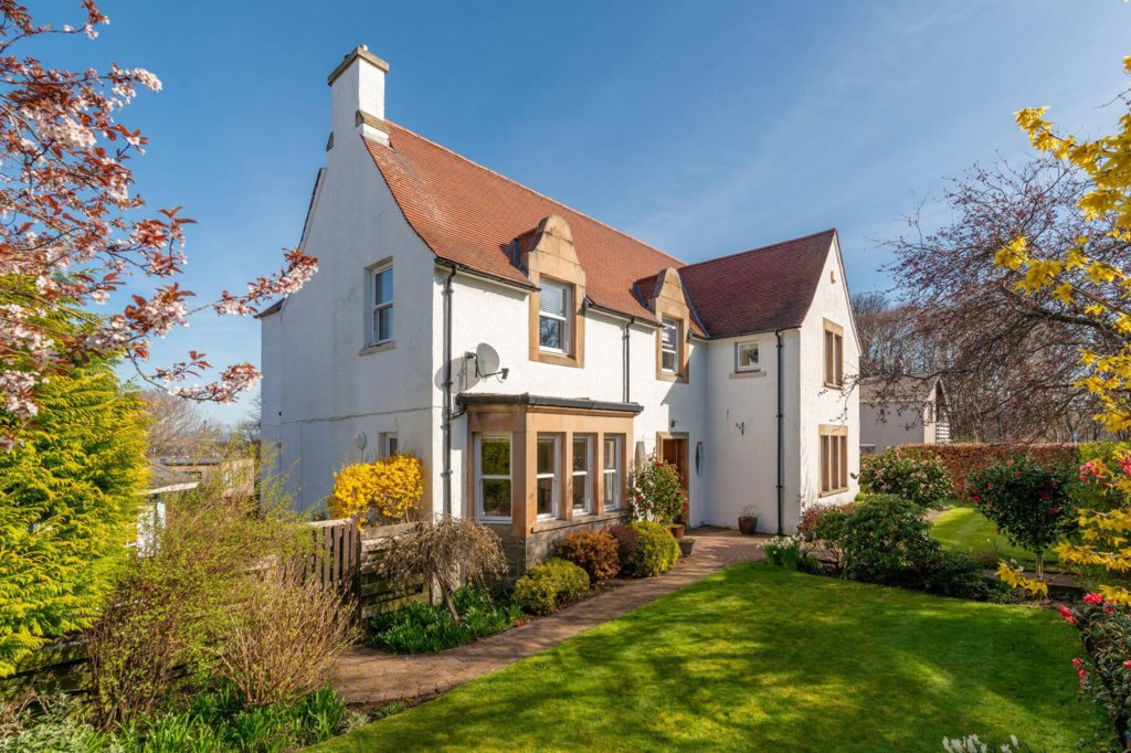 Redhurst, 68 Ravelston Dykes | Rettie