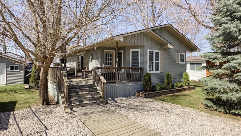 7 Cree Ln | Rick Lobb | Kathy Dawson | Jeff Bauer