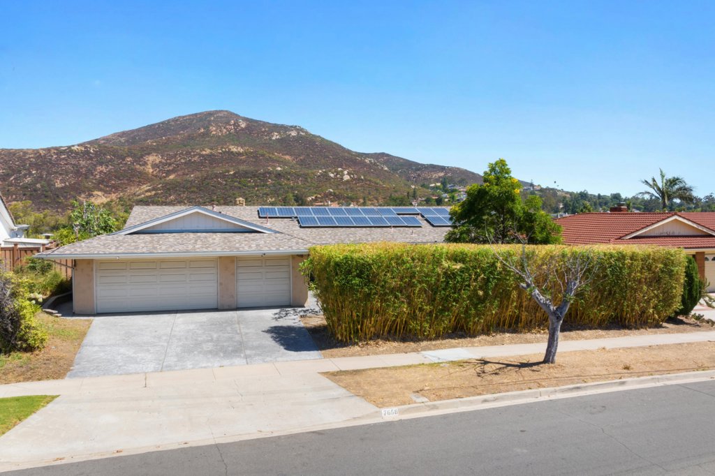 7658 Lake Adlon Dr. | Greg Cocca | Allison James Estate Homes