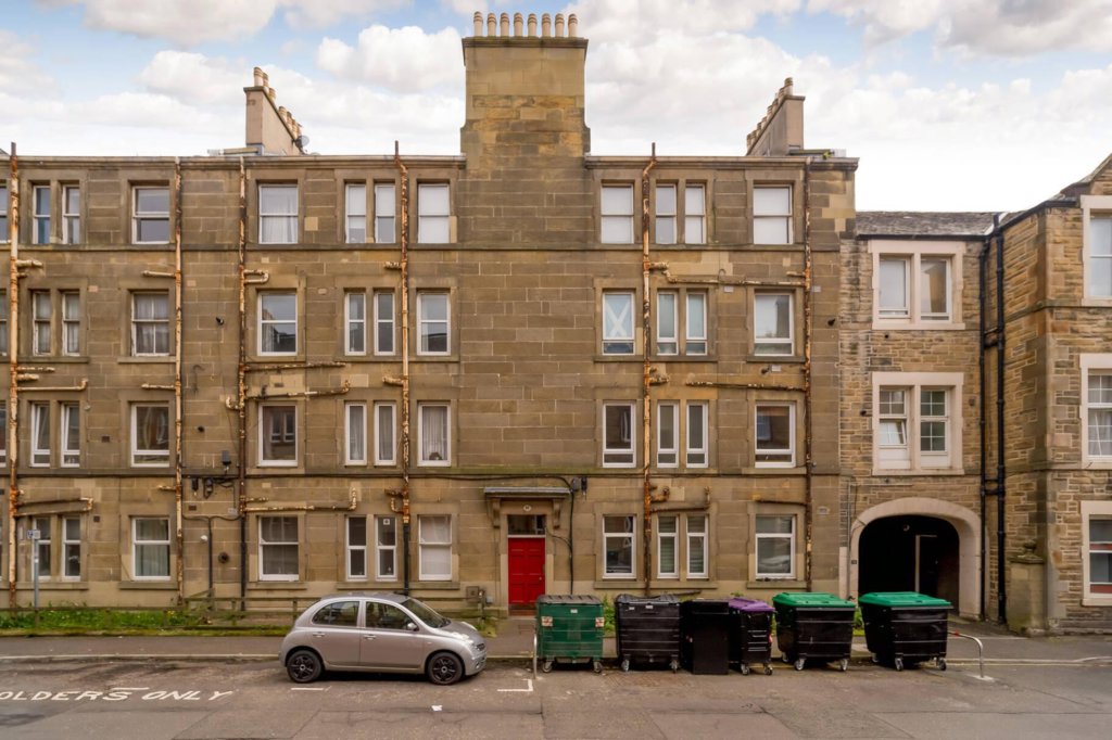 37/6 Watson Crescent | Jamie Sole | Blair Cadell