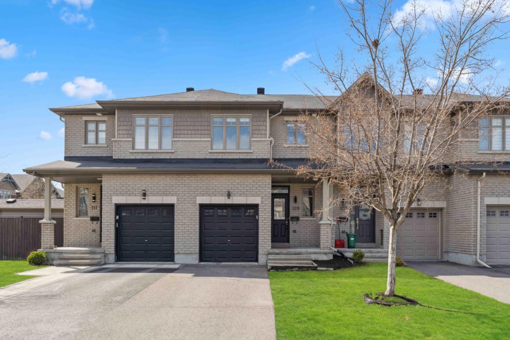109 Hawkeswood Drive, Ottawa, ON | Sandra Morello