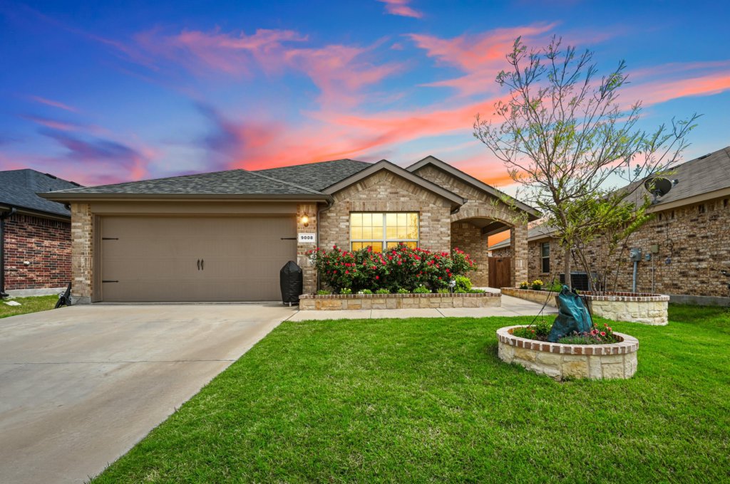 Photos, Map by Reality 360 Imaging