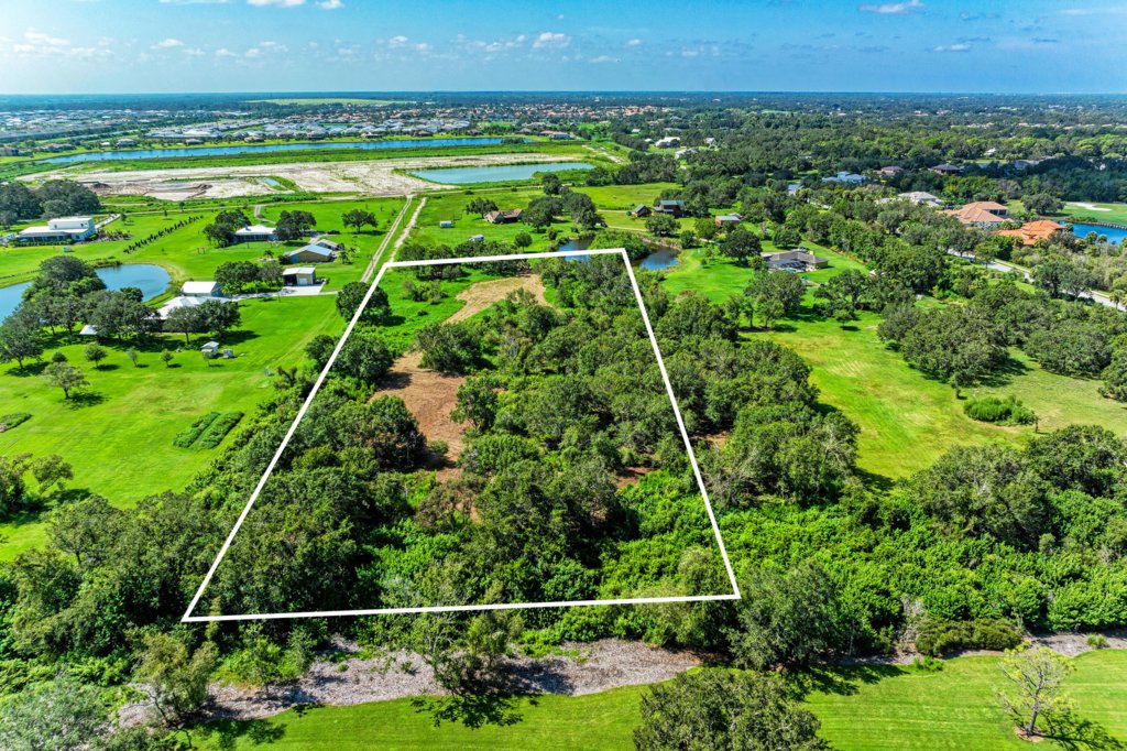 Boleyn Rd, Sarasota, FL