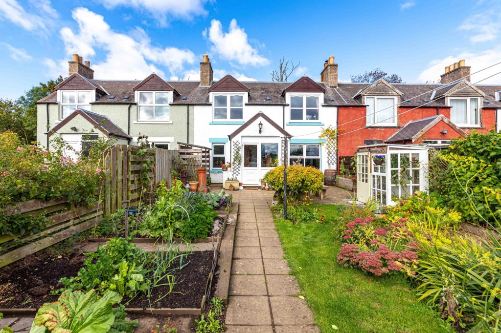 2 Broomdykes, Allanton, Berwickshire | broomdykes | Giles Charlton | Rettie
