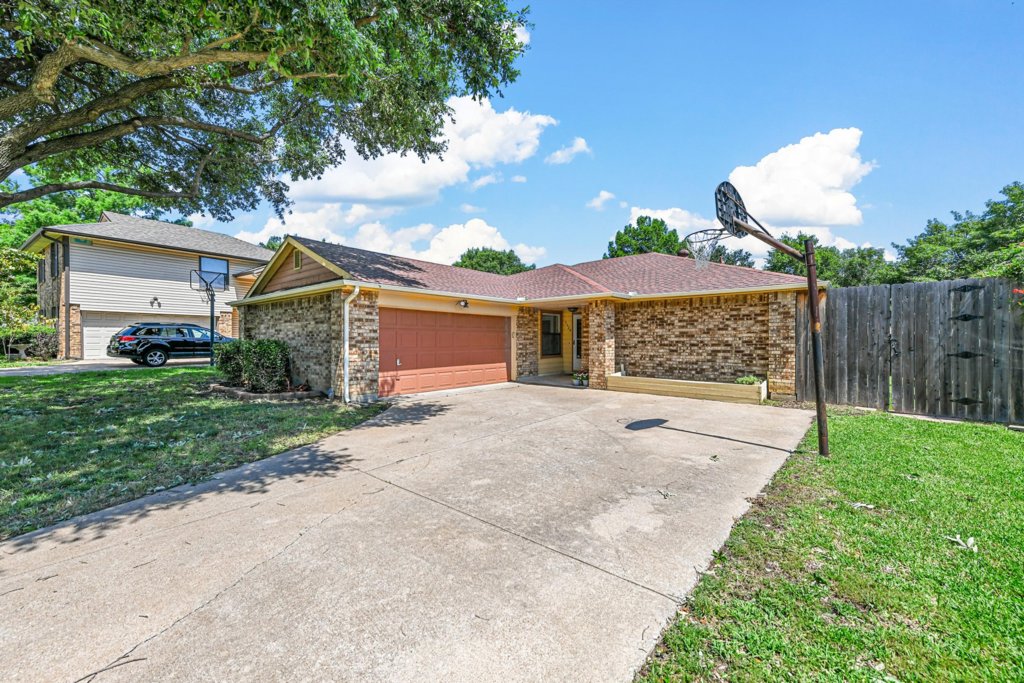 Photos, Map by Reality 360 Imaging