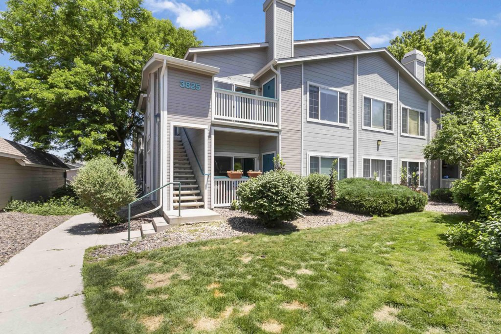 3825 East Canyon Ranch Road, Littleton CO 80126 | Michelle Orlandino