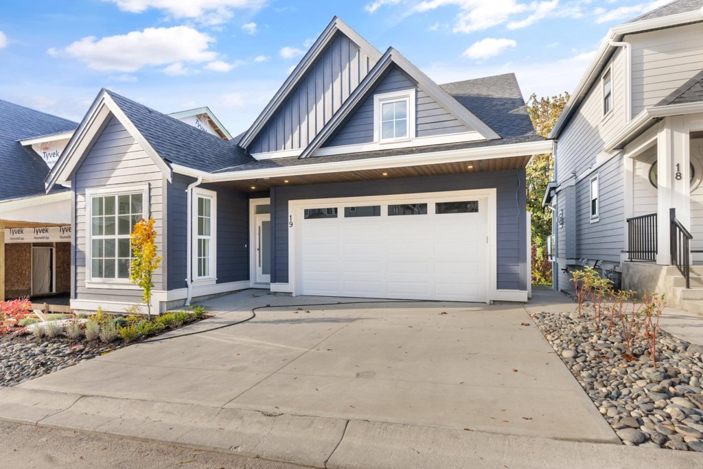 19-4217 Old Clayburn Rd | David Corrie | Re/Max Little Oak Realty
