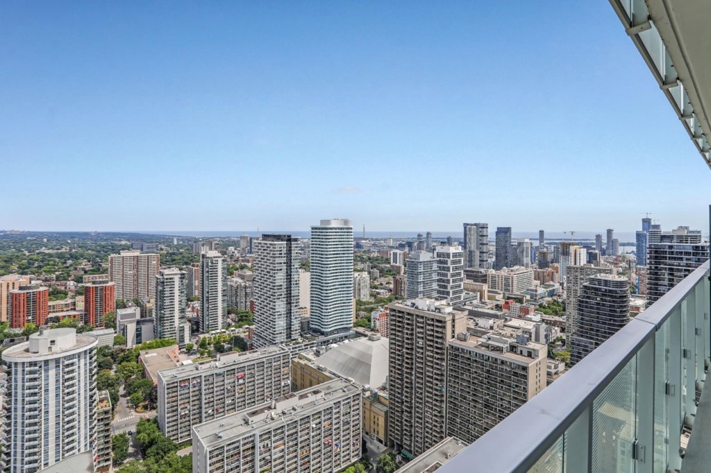 1 BR + DEN 1 BA APARTMENT FOR LEASE | 501 Yonge St, Toronto, ON M4Y 0G8 ...