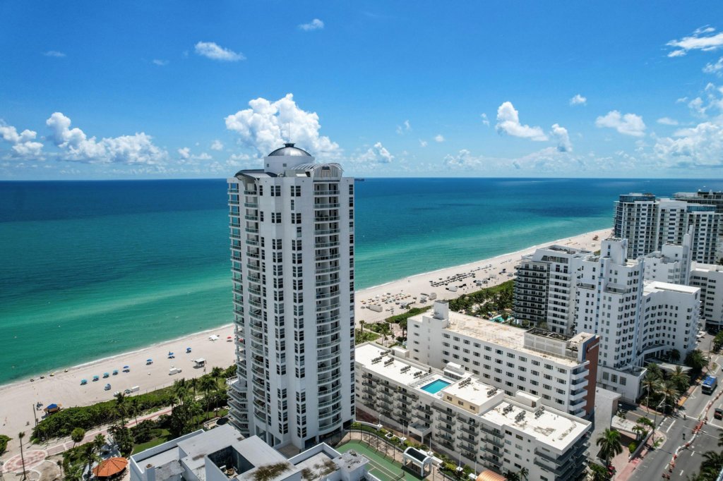 La Tour Condominium | 4201 Collins Ave, Miami Beach, FL 33140 | Kim ...