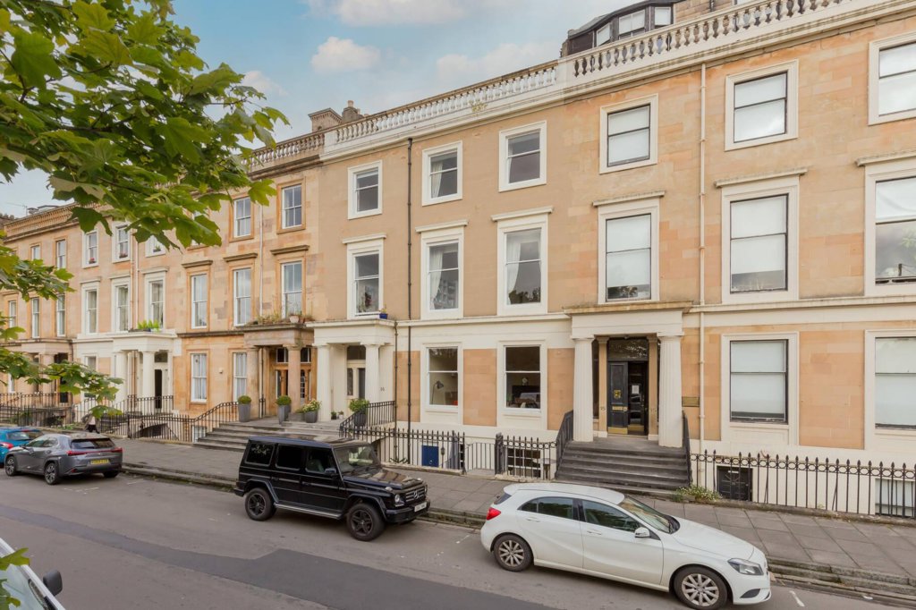 16 Woodside Terrace | Cameron Ewer | Savills