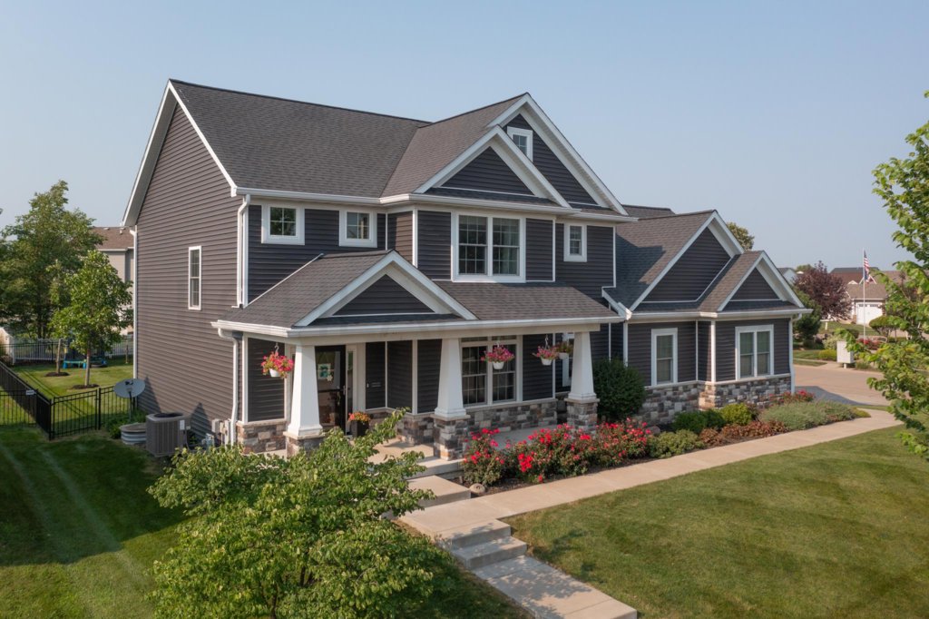 1924 E 61st Circle, Davenport, Iowa | Mary Millman Schoon, LIC IA/IL ...