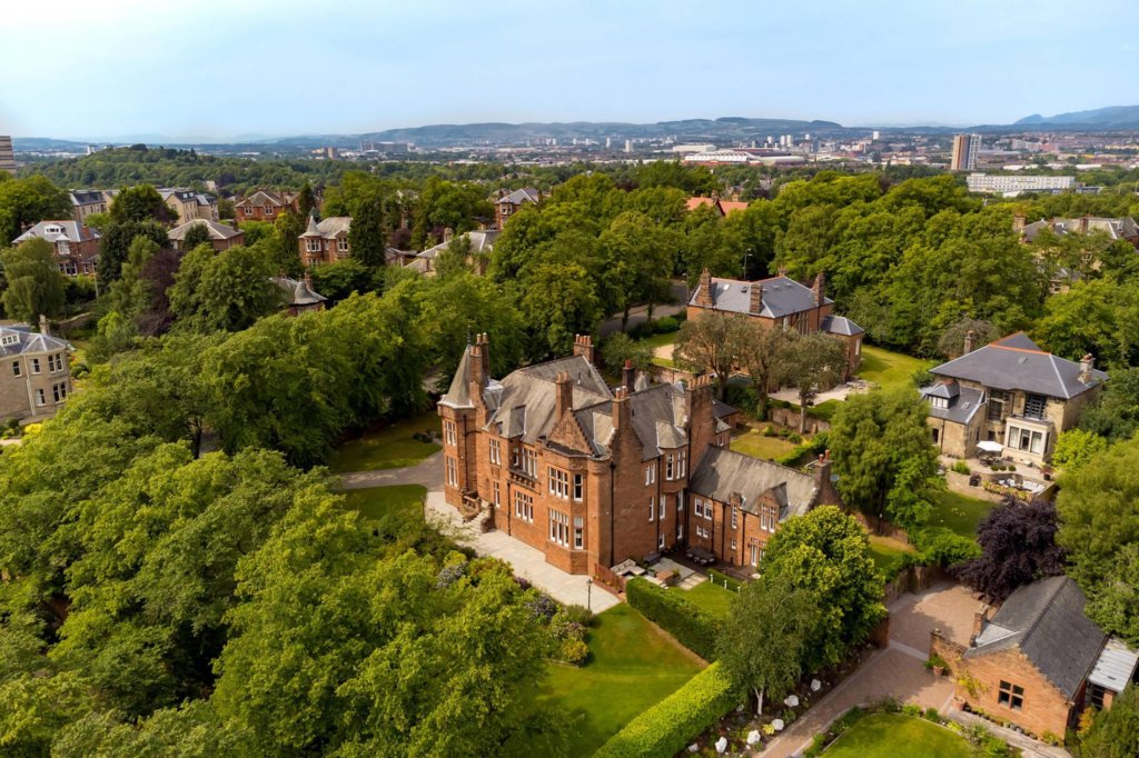 27-29 Sherbrooke Avenue | Cameron Ewer | Savills