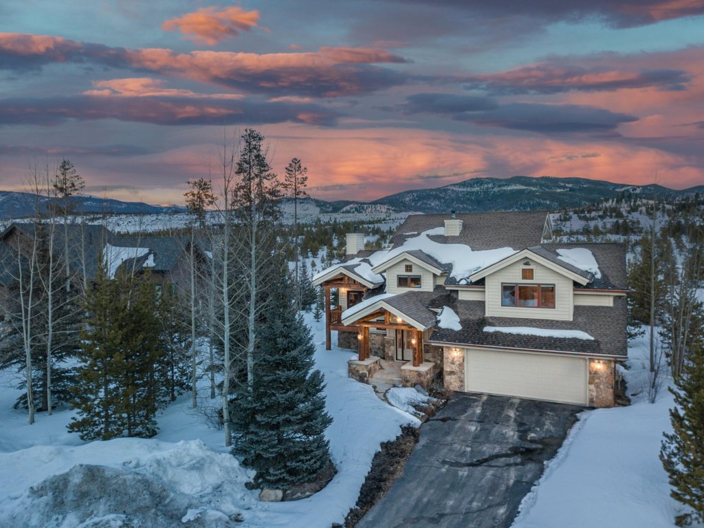 572 Water Dance Drive | Dennis Clauer | Real Estate of the Summit