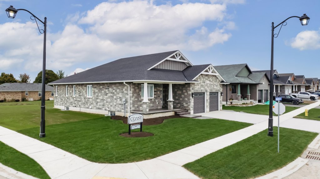 206 Shearwater The Coast | Rick Lobb | Kathy Dawson | Jeff Bauer