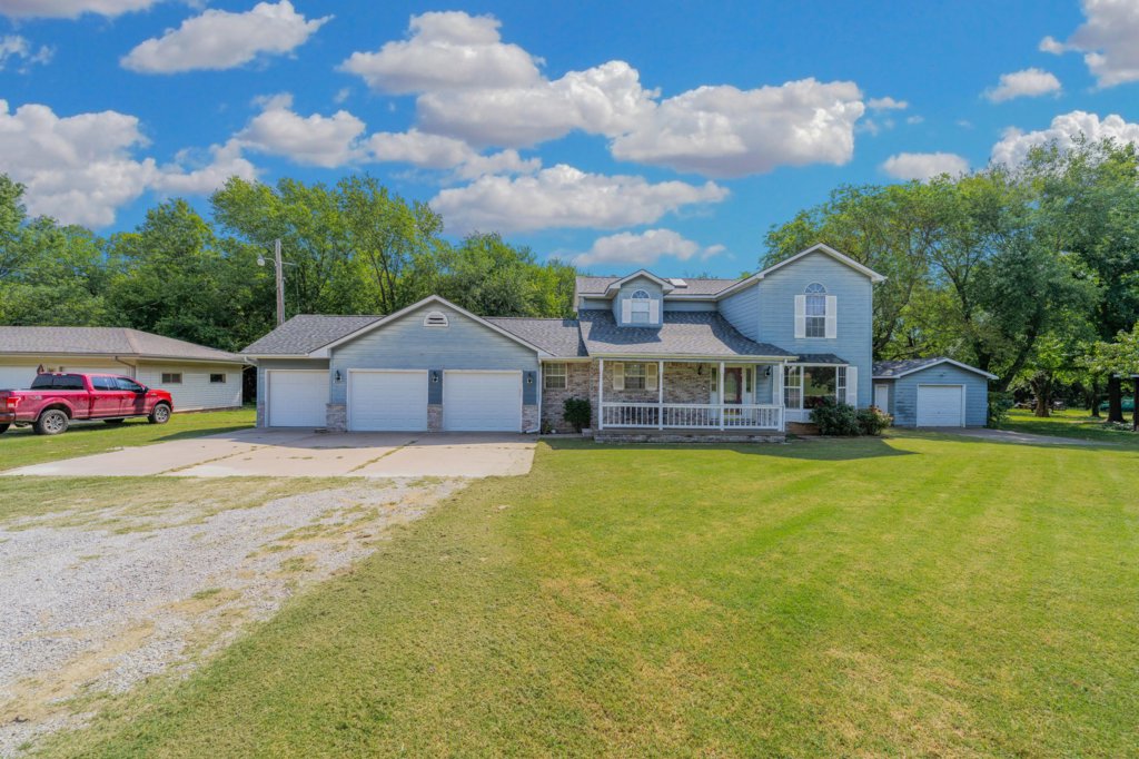 1313 N H St | Cathy Sheets | Rachel Westmoreland