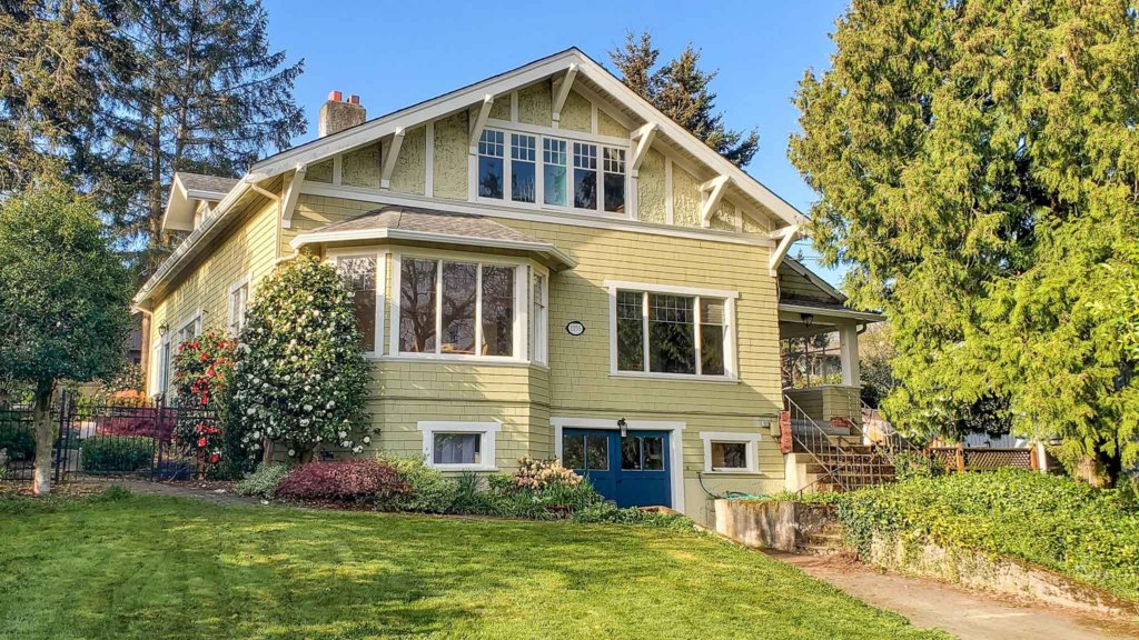 Special Character Home | Ivan Delano*PREC | VictoriaHomeGroup / eXp Realty