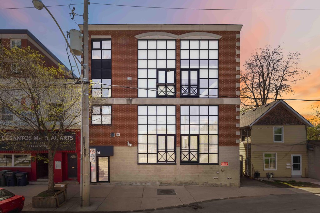 214 Main Street, Toronto, ON | Rafal Starmach