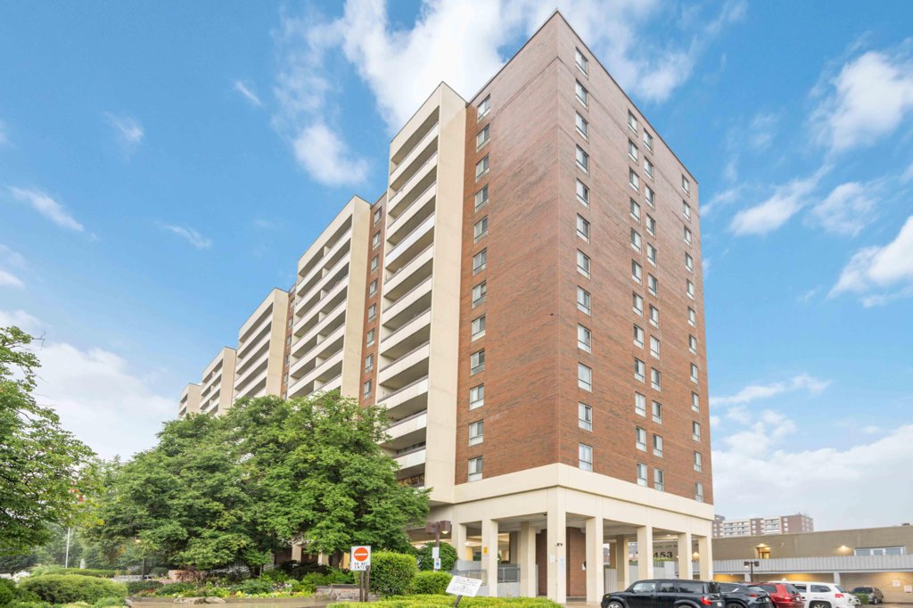 455 Sentinel Road, Suite 810, North York, ON | Eric De Paolis