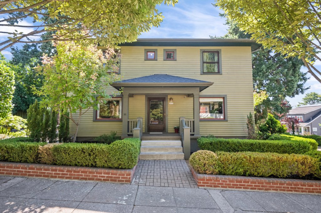 3012 NE Fremont St | Billy Grippo | Windermere Real Estate