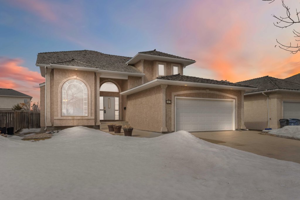 115 Vanderbilt Drive, Winnipeg, MB | Akash Bedi