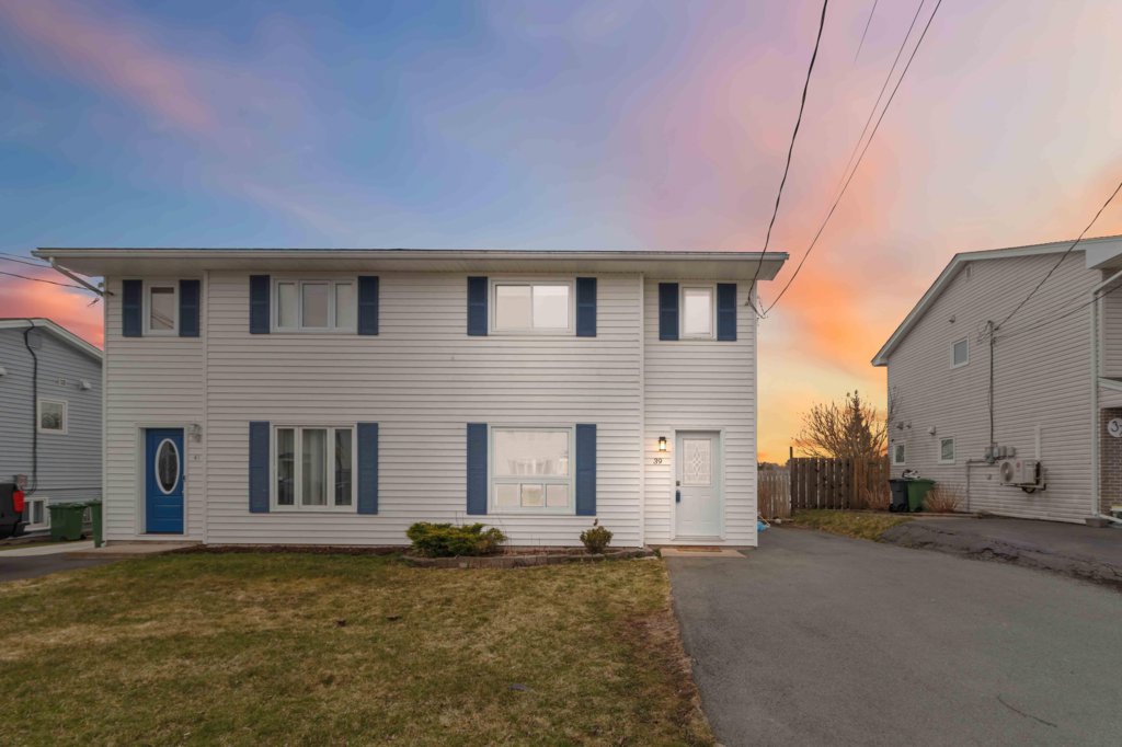 39 Cider Maple Drive, Timberlea, NS B3T 1K8 | Amy Harris