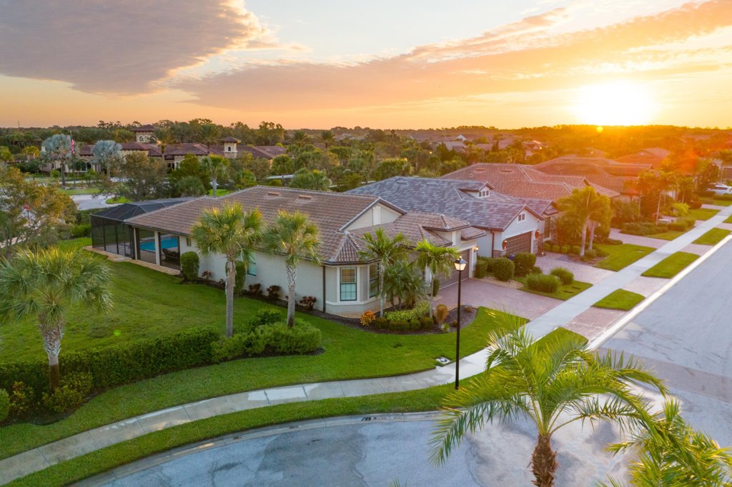 11120 Shearwater Ct by Legacy Imagery