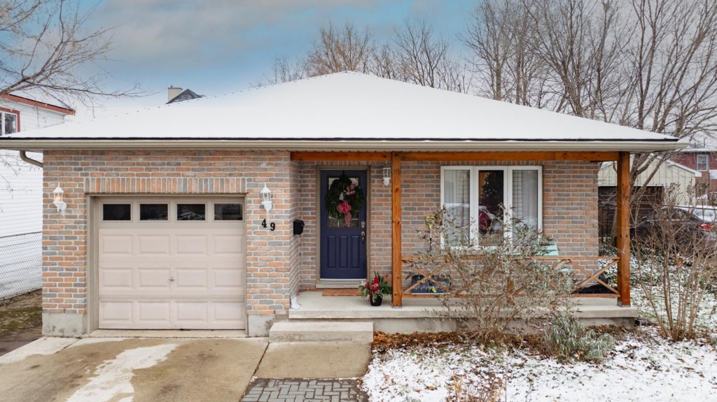 49 Picton St E | Rick Lobb | Kathy Dawson | Jeff Bauer