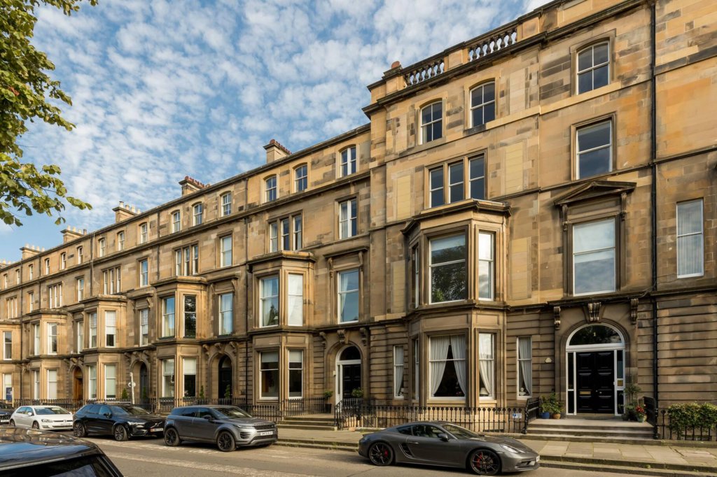 2/5 Drumsheugh Gardens | Rettie