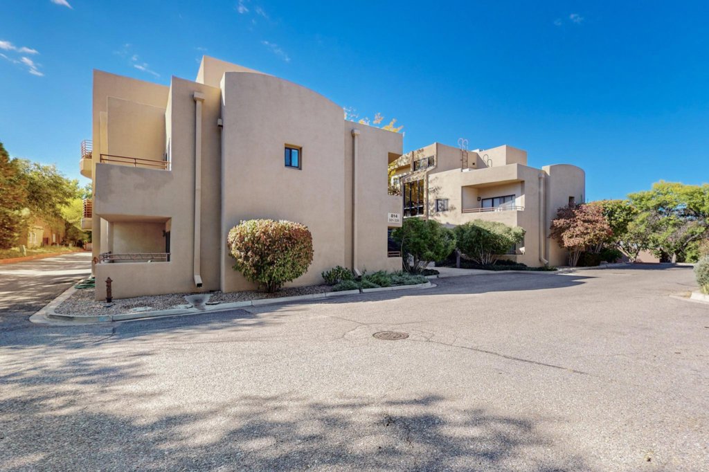 814 Cam De Monte Rey unit 212 | Jennifer Hubby
