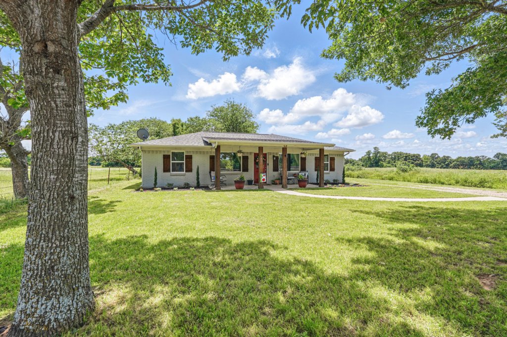 Photos, Map by Reality 360 Imaging