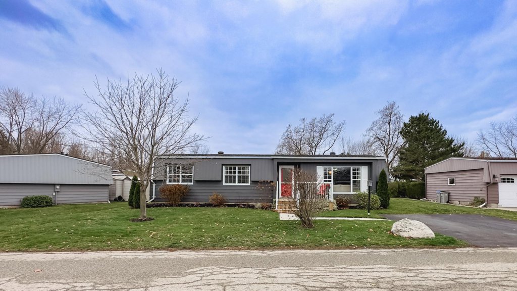 343 Shannon Blvd | Rick Lobb | Kathy Dawson | Jeff Bauer