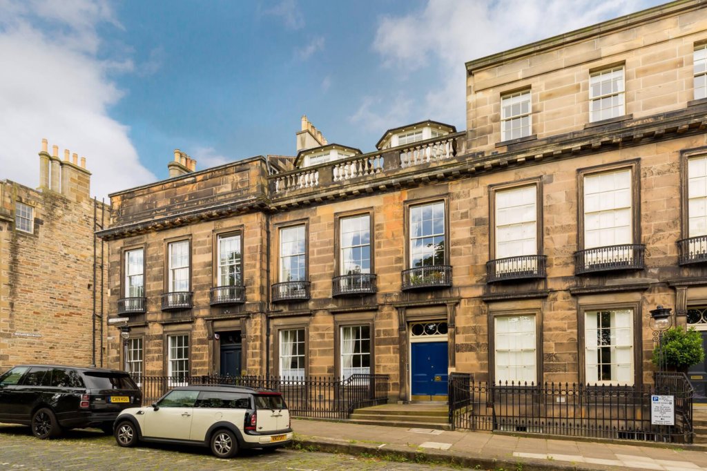 Flat 3, 2 Carlton Terrace | Rettie