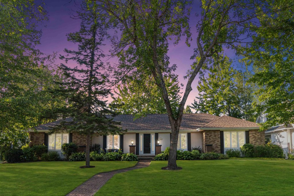 105 Bennett Avenue, Moncton, NB E1E 4H3 | Janet Rizzi