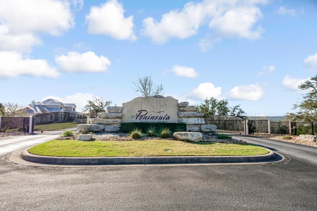 1281 Mystic Pkwy. | 1281 Mystic Pkwy, Spring Branch, TX 78070 | Richard ...