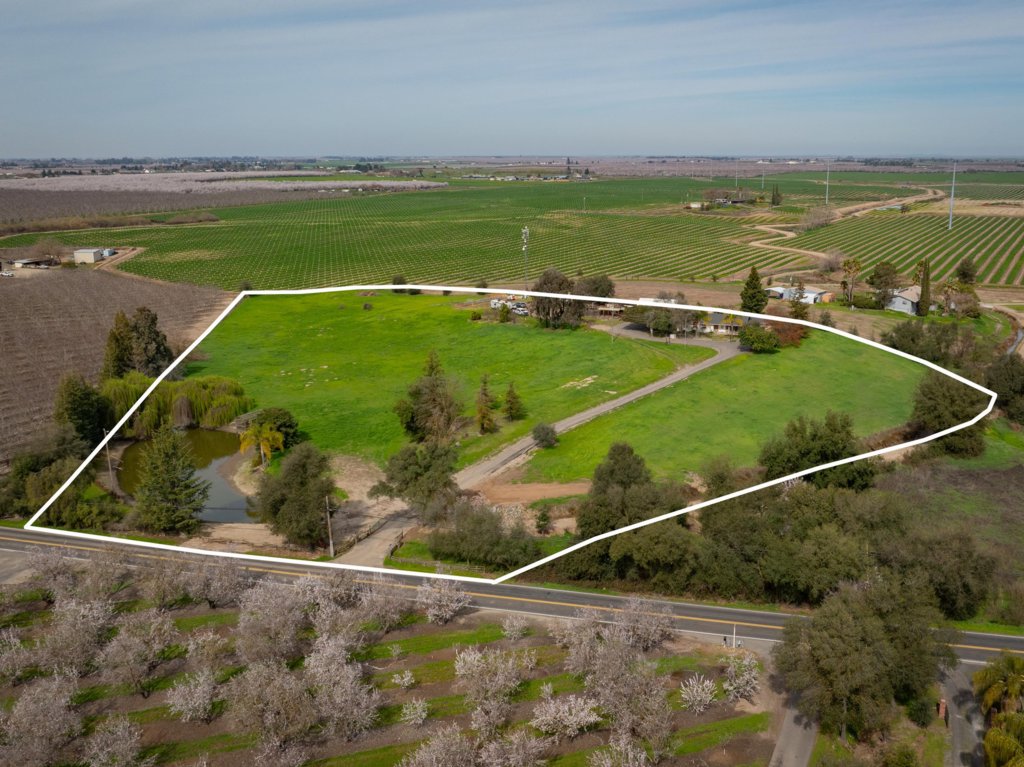 8225 Rodden Rd | Roxanna Shatz | PMZ